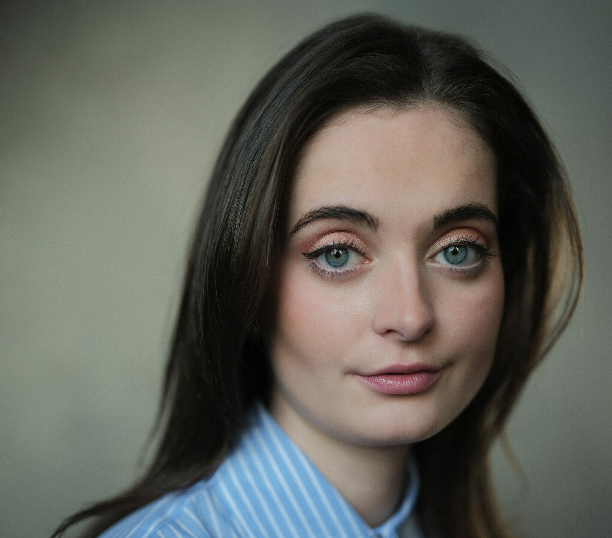 A Mirror review – Trafalgar Theatre, London