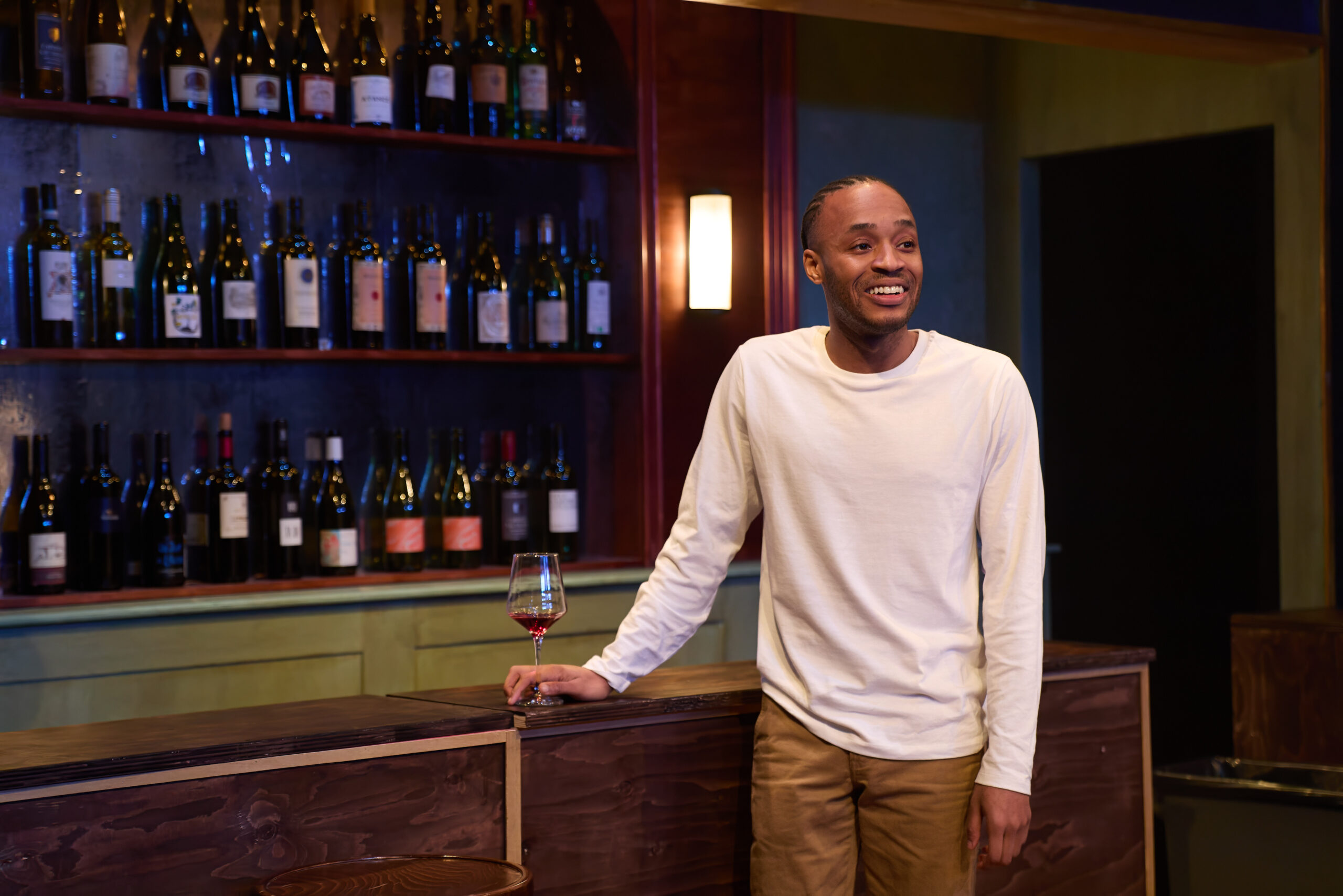 Ényì Okoronkwo on King James at Hampstead Theatre